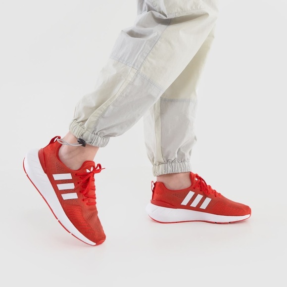 adidas Originals | Shoes | Adidas Originals Mens Swift Run Red Gz3497 ...